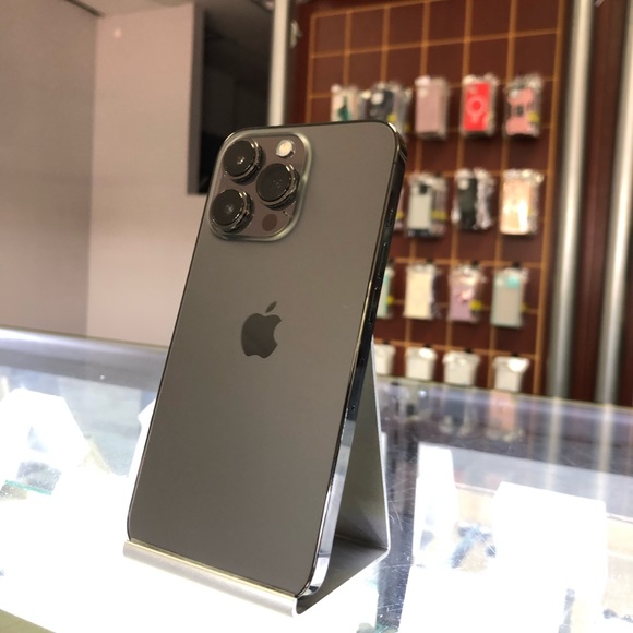 Apple | Cell Phones & Accessories | Iphone 3 Pro 128 Gb Unlocked | Poshmark